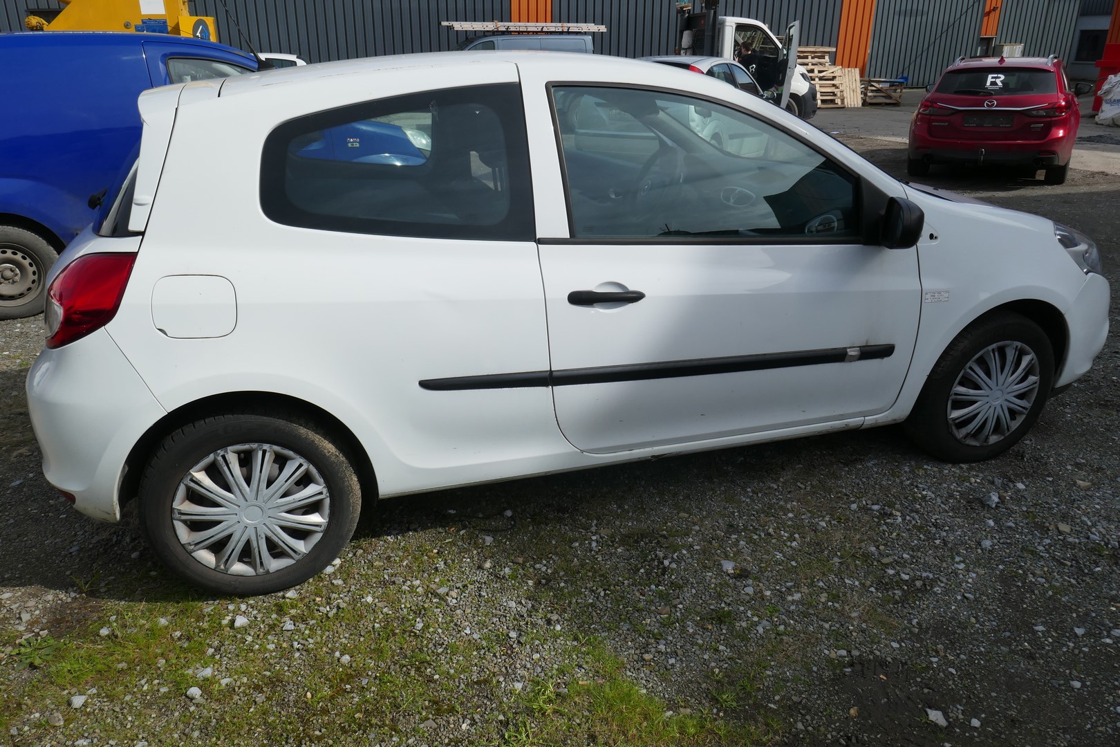 RENAULT CLIO UTILITAIRE | StockAuction.be